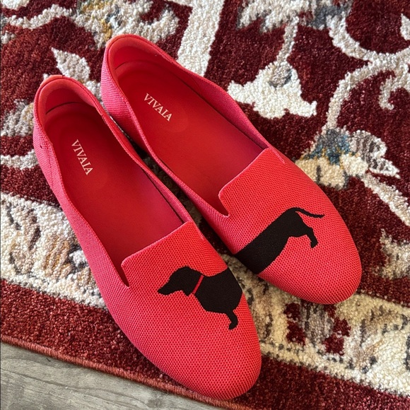 Vivaia | Shoes | New Vivaia Sz 4 Aubrey Red Dog Roundtoe Embroidered ...